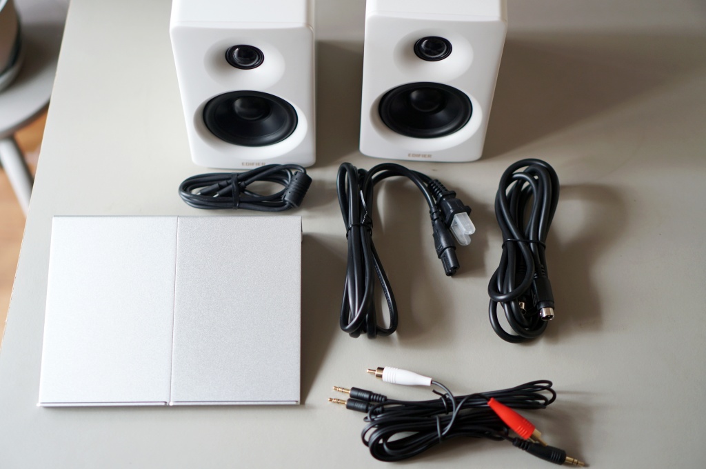 Edifier(エディファイア)のコンパクトなマルチメディアスピーカー・M60 をレビュー【PR】 | monoree モノリー